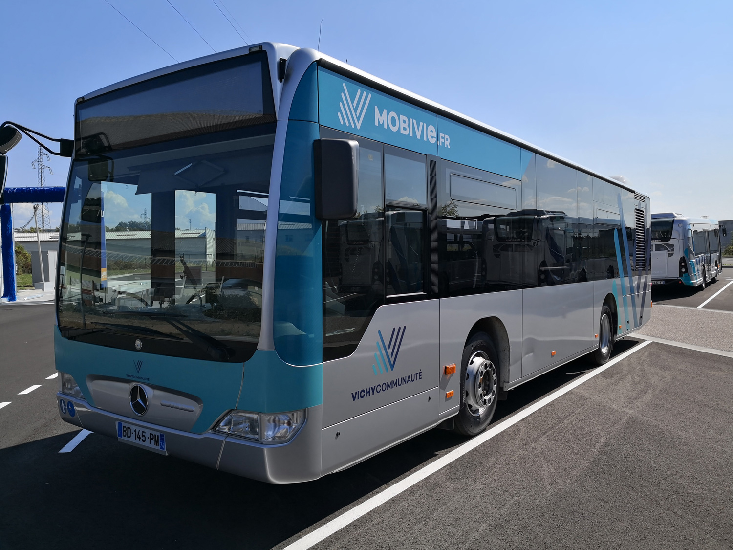 Covering pour 4 bus Transdev en Savoie (73) | SMTK Communication