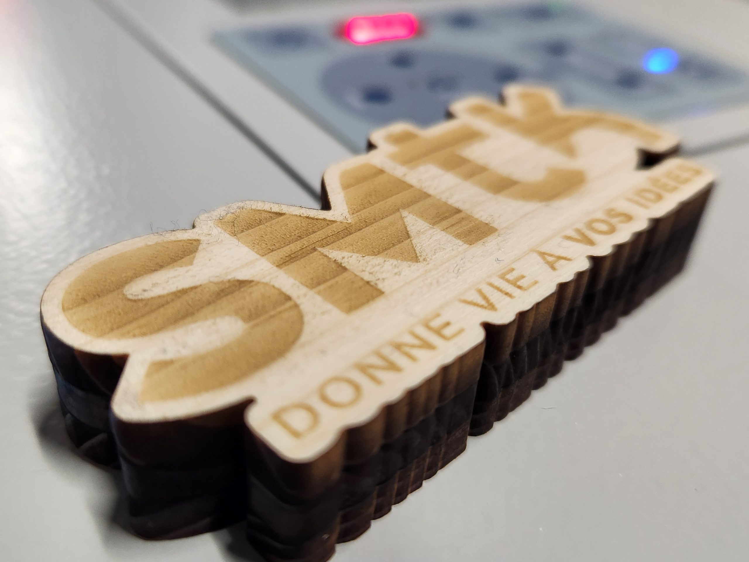 Un service de découpe laser au service de votre signalétique et vos ...